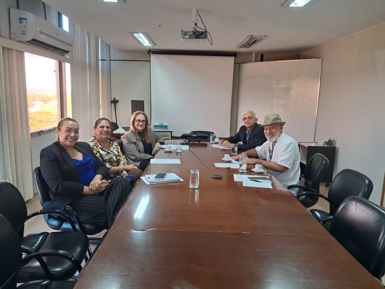 Prefeito de Ribeiro Gonçalves busca investimentos em Brasília